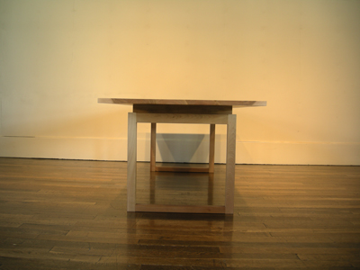 家具／テーブル／レラ／サクラ